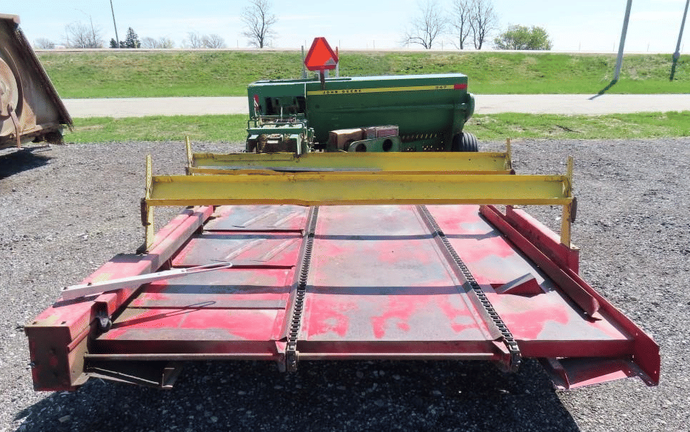 John Deere 347 Hay and Forage Balers - Square for Sale | Tractor Zoom