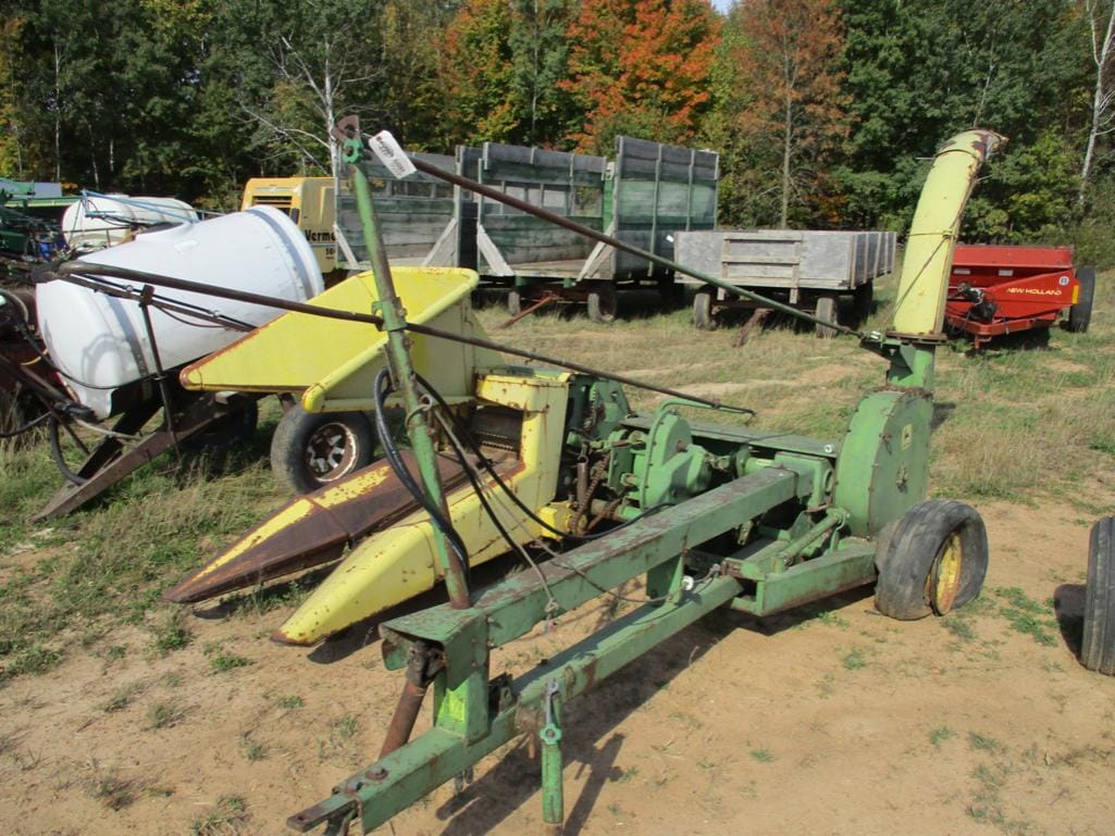 SOLD - John Deere 38 Chopper Harvesting | Tractor Zoom