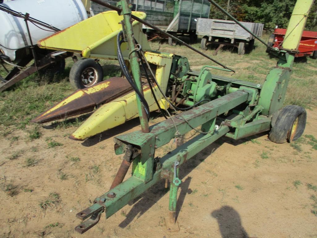 Tractor Zoom - John Deere 38