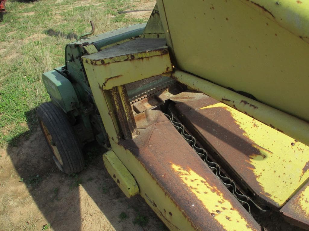 Tractor Zoom - John Deere 38
