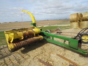 SOLD - John Deere 3940 Lot No. 438 Harvesting | Tractor Zoom