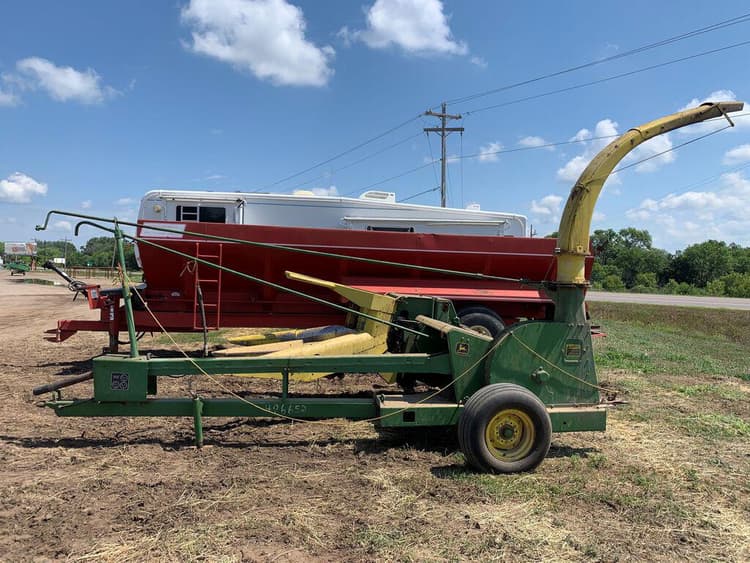 John Deere 3940 Harvesting Forage Harvesters - Pull Type for Sale ...