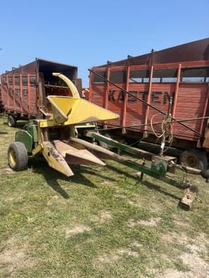 SOLD - John Deere 3940 Lot No. 38522 Harvesting | Tractor Zoom