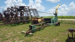 SOLD - John Deere 3940 Lot No. 2979 Harvesting | Tractor Zoom