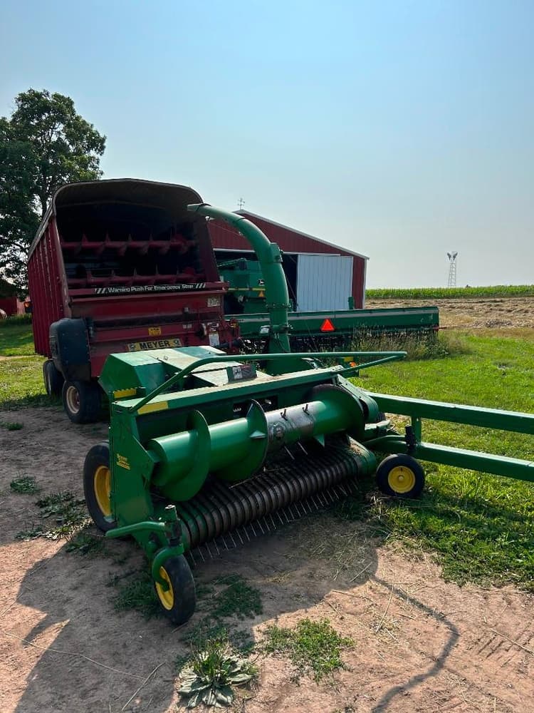 John Deere 3975 Harvesting Forage Harvesters - Pull Type for Sale ...