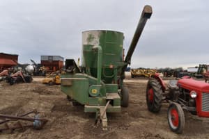 John Deere 400 Lot No. 1027 Hay and Forage For Sale | Tractor Zoom