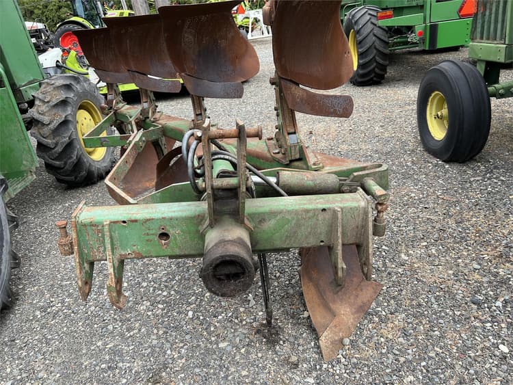 John Deere 4200 Tillage Plows for Sale | Tractor Zoom