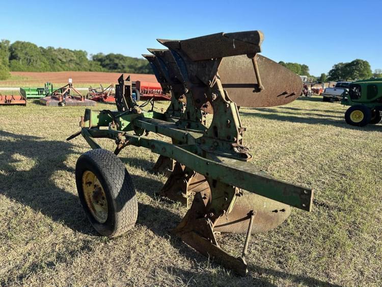 John Deere 4200 Tillage Plows for Sale | Tractor Zoom