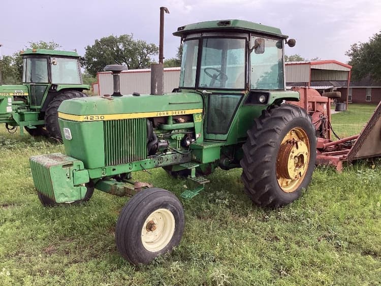John Deere 4230 Tractors 100 to 174 HP for Sale | Tractor Zoom