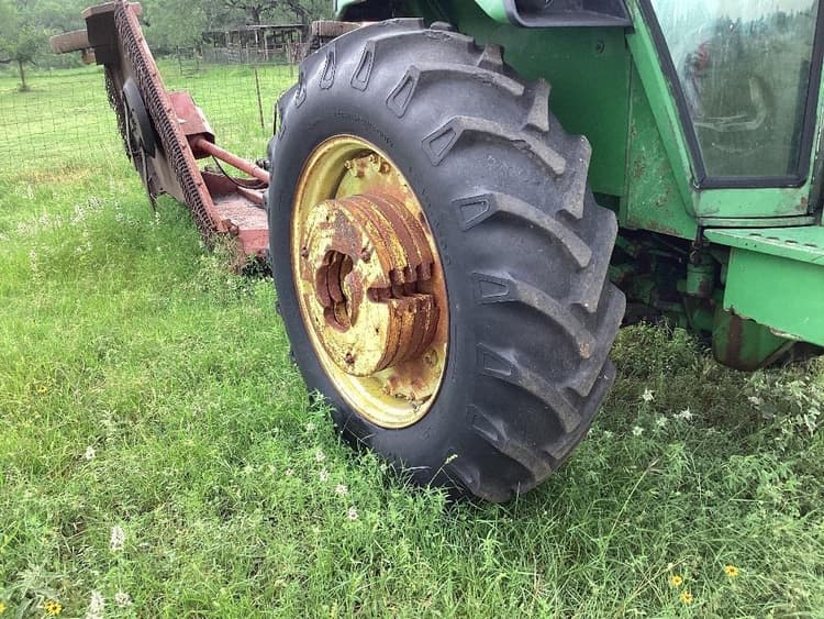John Deere 4230 Tractors 100 to 174 HP for Sale | Tractor Zoom