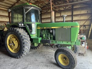 SOLD - John Deere 4240 Tractors with 4,393 Hrs | Tractor Zoom