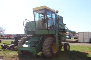 SOLD - John Deere 4420 Lot No. 3895 Combines with 4,100 Hrs | Tractor Zoom