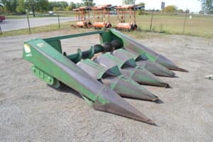SOLD - John Deere 443 4 row corn head Harvesting with 4 Rows | Tractor Zoom