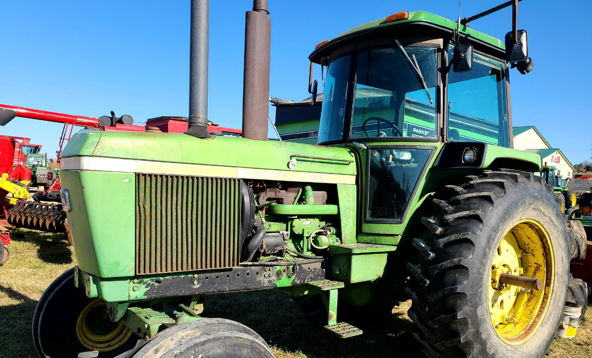 SOLD - John Deere 4430 Tractors with 139 HP | Tractor Zoom