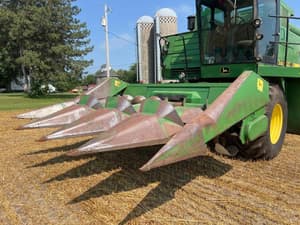 John Deere 444 Harvesting For Sale with 4 Rows | Tractor Zoom