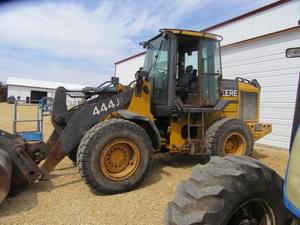 SOLD - John Deere 444 Lot No. 8596 Construction with --- Hrs | Tractor Zoom