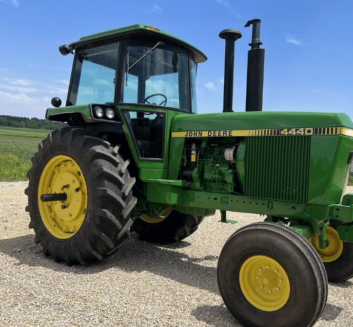John Deere 4440 Tractors 100 to 174 HP for Sale | Tractor Zoom