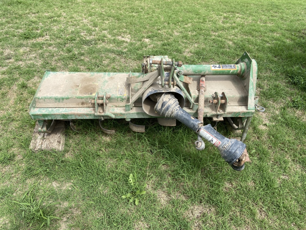 SOLD - John Deere 450 Lot No. d85d73b5-2559-11ed-8bec-0246304ce823 ...