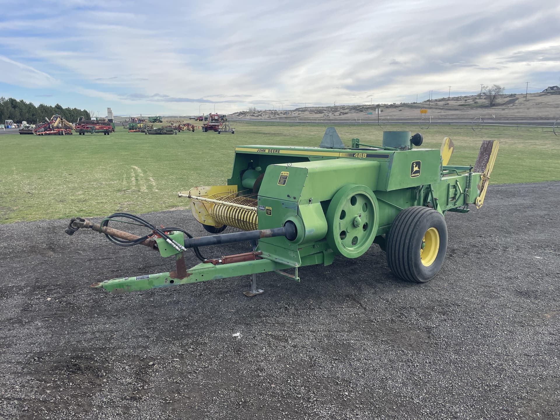 John Deere 468 Hay and Forage Balers - Square for Sale | Tractor Zoom