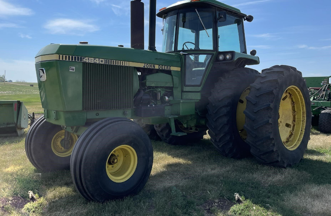 SOLD - John Deere 4840 Lot No. 061de897-1a58-11ed-8bec-0246304ce823 ...