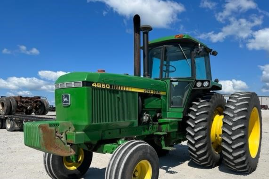 SOLD - John Deere 4850 Tractors with 9,082 Hrs | Tractor Zoom