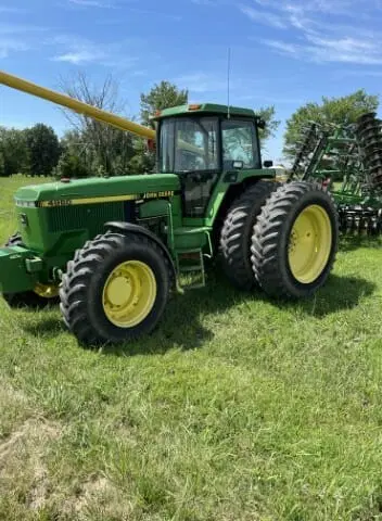 SOLD - John Deere 4960 Tractors with 4,932 Hrs | Tractor Zoom