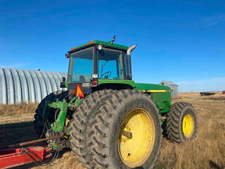 John Deere 4960 Tractors 175 to 299 HP for Sale | Tractor Zoom