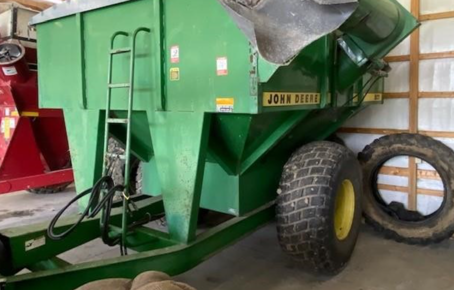 SOLD - John Deere 500 Lot No. 1d009fc1-fd61-11ec-9544-0246304ce823 ...
