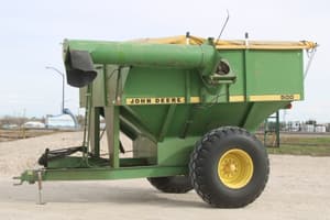 SOLD - John Deere 500 Lot No. 2252 Harvesting with 500 Bu | Tractor Zoom