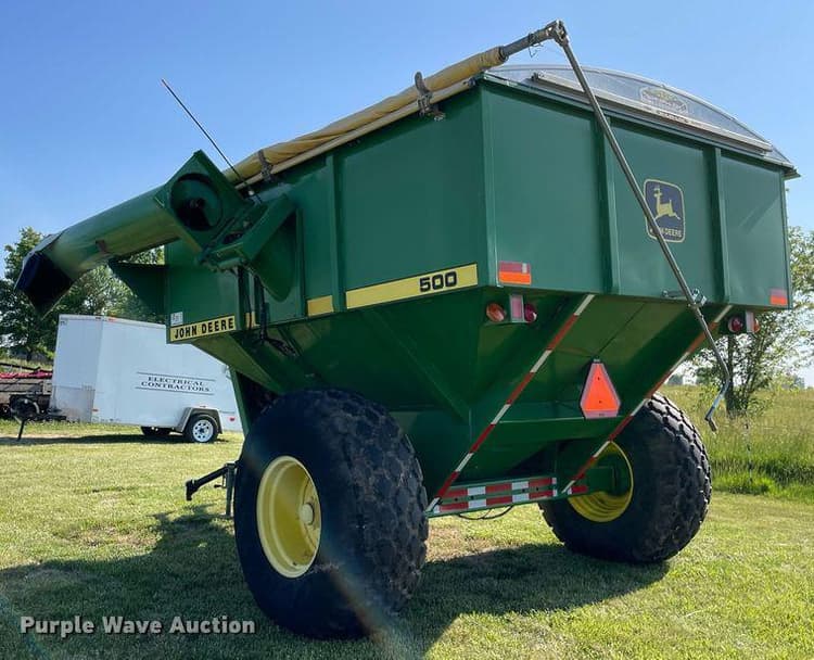 John Deere 500 Harvesting Grain Carts for Sale | Tractor Zoom