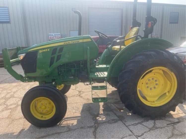 John Deere 5045E Tractors 40 to 99 HP for Sale | Tractor Zoom