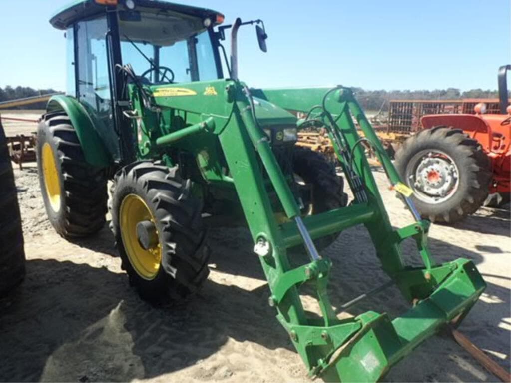 John Deere 5083E Tractors 40 to 99 HP for Sale | Tractor Zoom