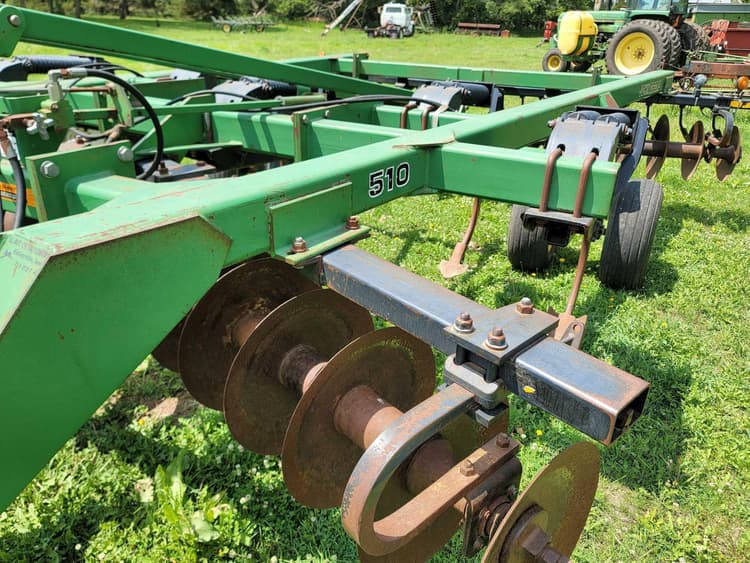 John Deere 510 Tillage Disk Rippers for Sale | Tractor Zoom