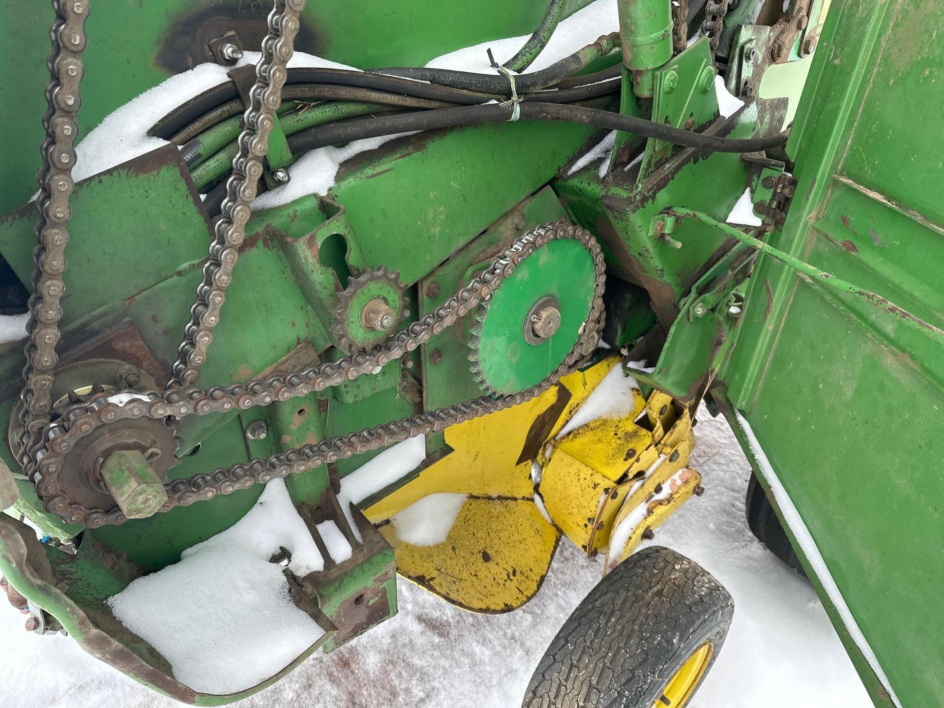 Tractor Zoom - John Deere 530