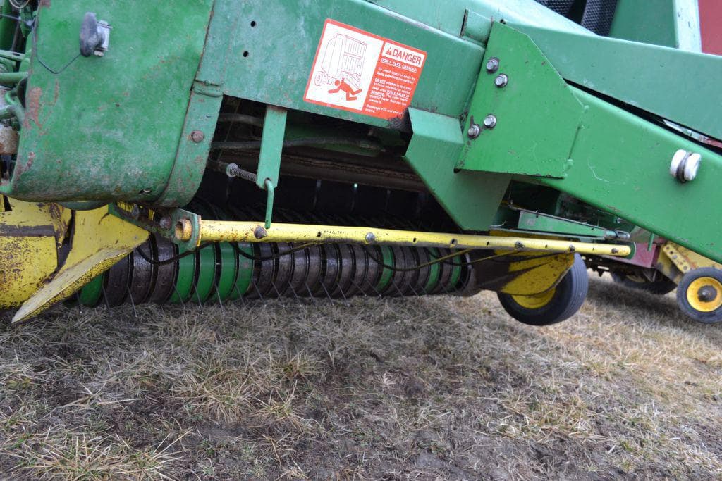 Tractor Zoom - John Deere 530