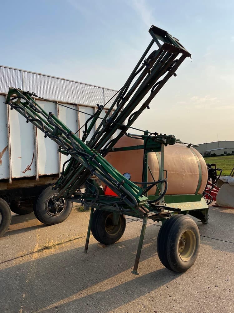John Deere 550 Chemical Applicators Sprayers - Pull Type for Sale ...