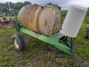 SOLD - John Deere 550 Lot No. 340 Chemical Applicators | Tractor Zoom