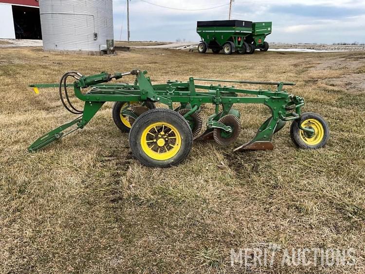 John Deere 55 ABH Tillage Plows for Sale | Tractor Zoom