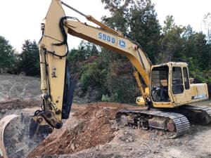 SOLD - JOHN DEERE 590D HYDRAULIC EXCAVATOR Construction with --- Hrs ...