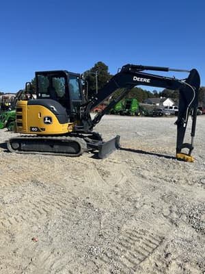 SOLD - John Deere 60P Construction with 2 Hrs | Tractor Zoom