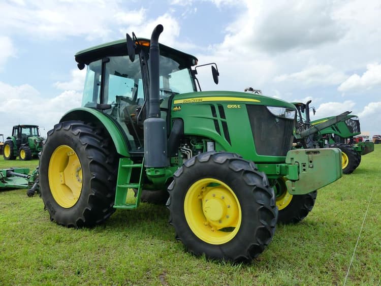 John Deere 6105E Tractors 100 to 174 HP for Sale | Tractor Zoom