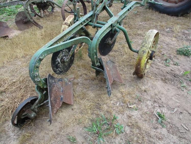 John Deere 612 Tillage Plows for Sale | Tractor Zoom