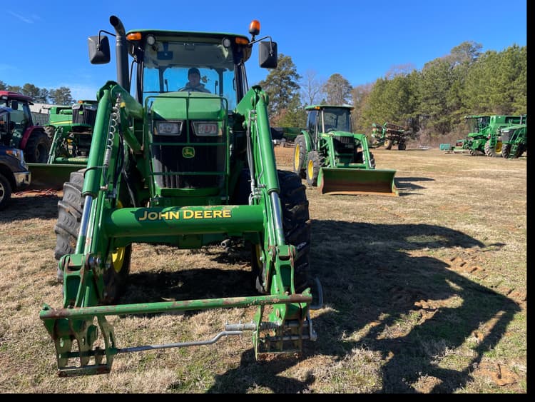 2017 John Deere 6135E Tractors 100 to 174 HP for Sale | Tractor Zoom
