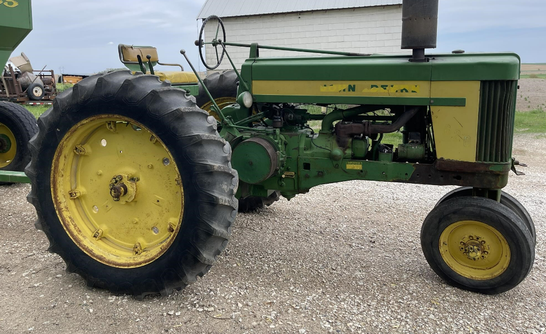 SOLD - John Deere 620 Lot No. 2ba95b6e-0f67-11ed-9544-0246304ce823 ...