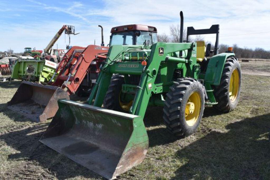 SOLD - 1995 John Deere 6200L Tractors with 8,924 Hrs | Tractor Zoom