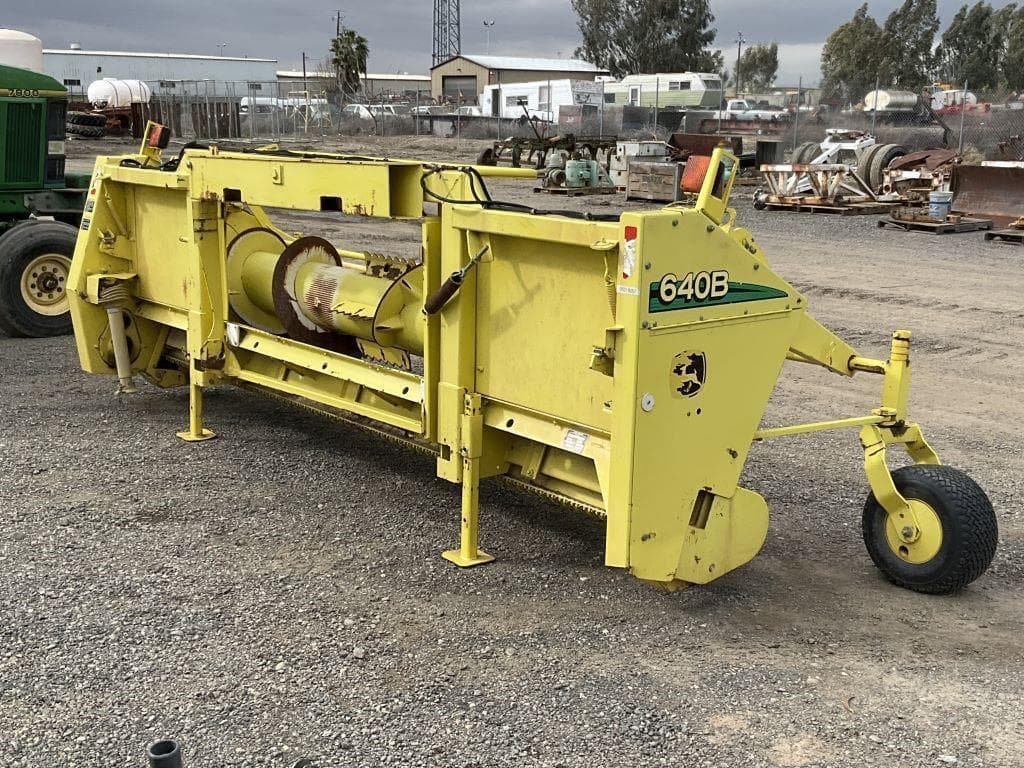 Tractor Zoom - John Deere 640B