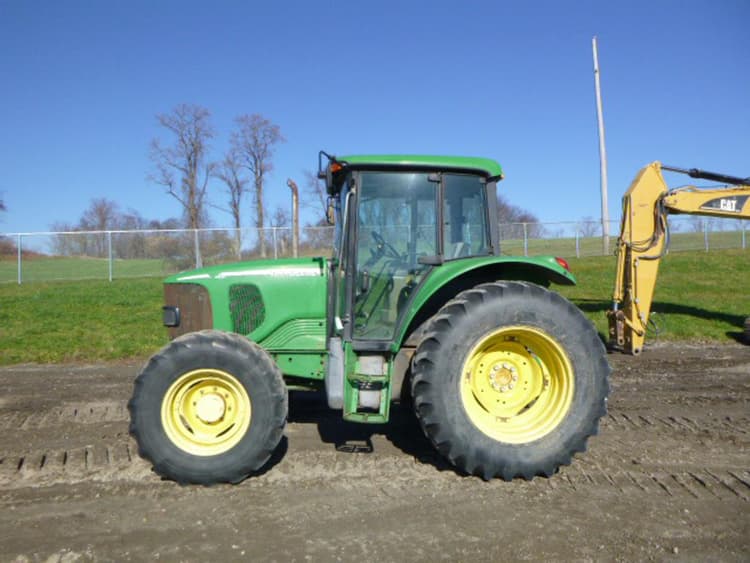 SOLD - John Deere 6415 Tractors 100 to 174 HP | Tractor Zoom