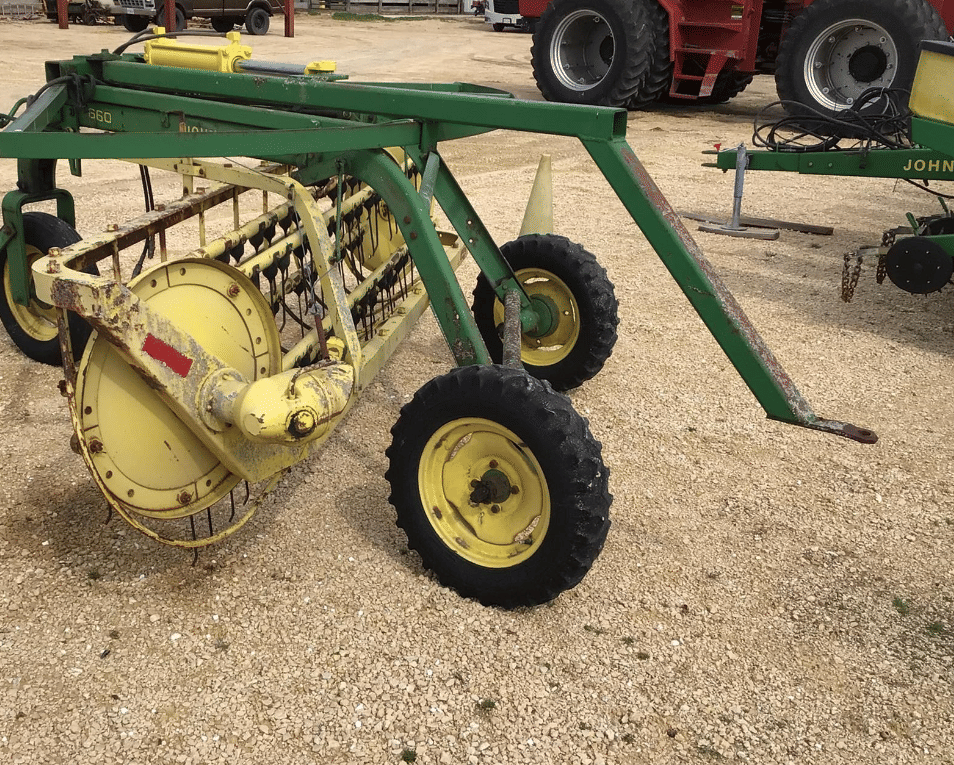 John Deere 660 Hay and Forage Hay - Rakes/Tedders for Sale | Tractor Zoom