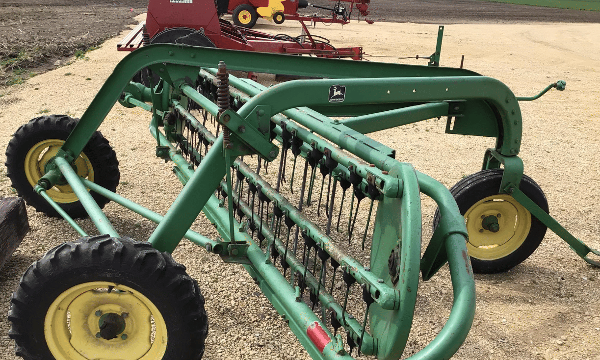 John Deere 662 Hay and Forage Hay - Rakes/Tedders for Sale | Tractor Zoom