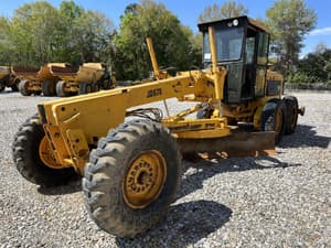 SOLD - JOHN DEERE 670 Motor Grader Construction with 4,583 Hrs ...
